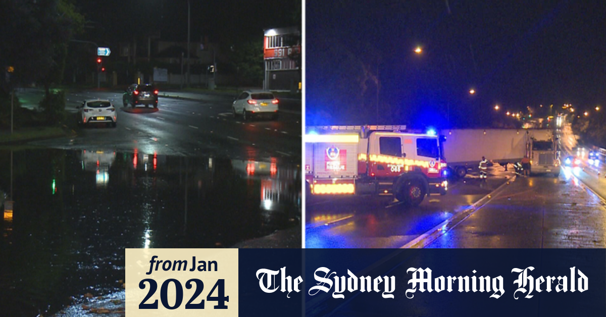Video Sydney Lashed By Heavy Rain Warning Of Flash Flooding